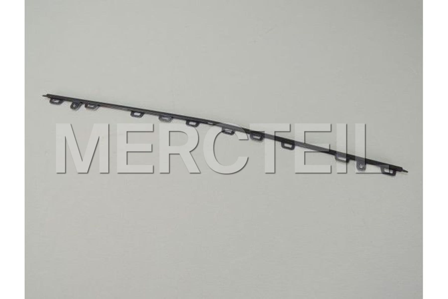 Buy the spare part Mercedes-Benz A2228850701 moulding