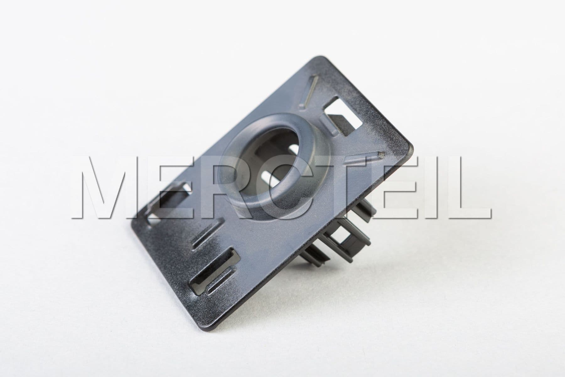 Buy the spare part Mercedes-Benz A22288517029999 bumper holder