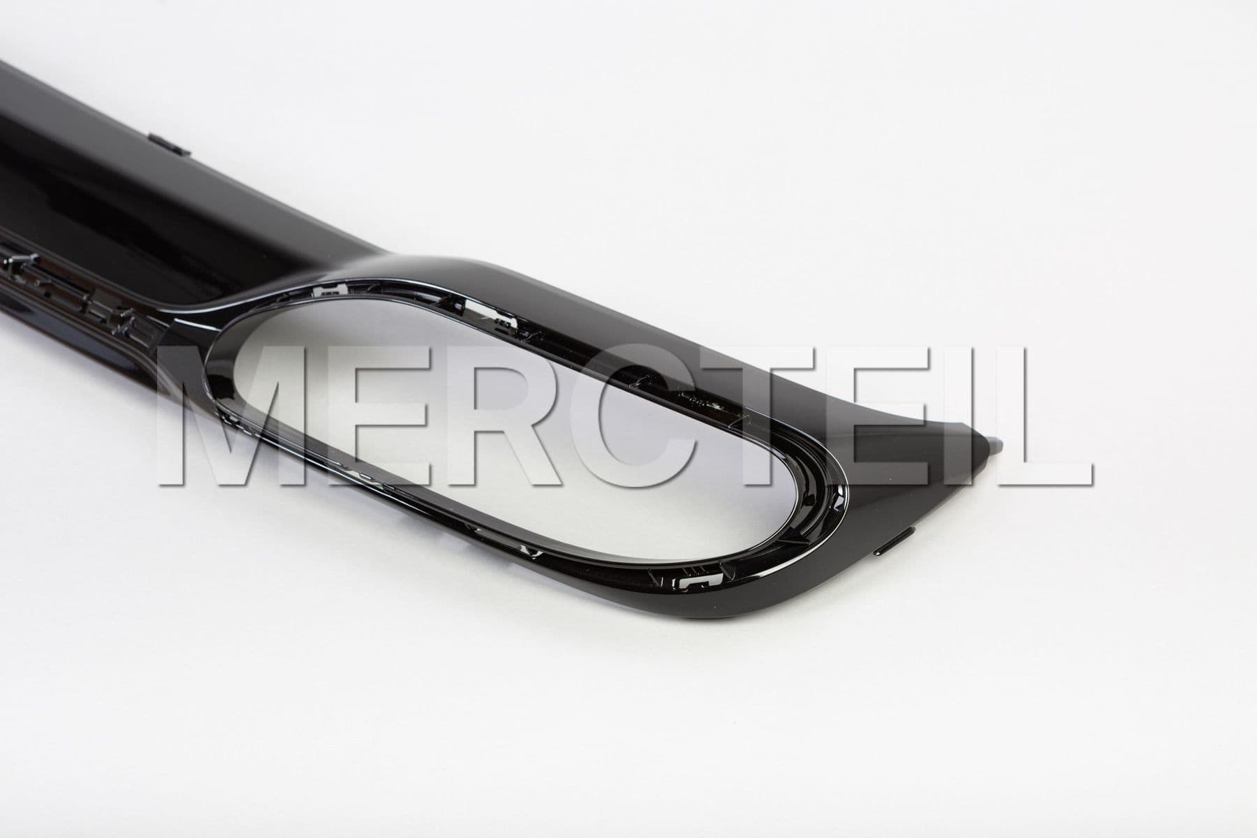 Buy the spare part Mercedes-Benz A22288594019197 trim bumper