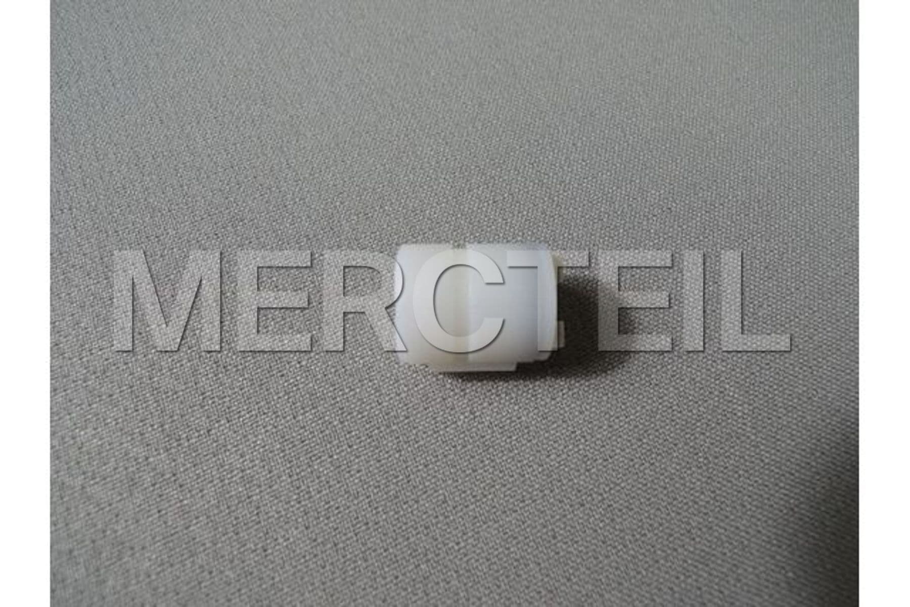 Buy the spare part Mercedes-Benz A2228910005 vibration damper