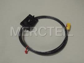 Buy the spare part Mercedes-Benz A2229055703 antenna