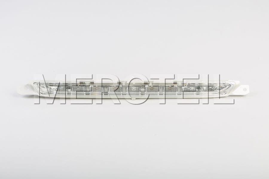 Buy the spare part Mercedes-Benz A2229060048 fog tail lamp