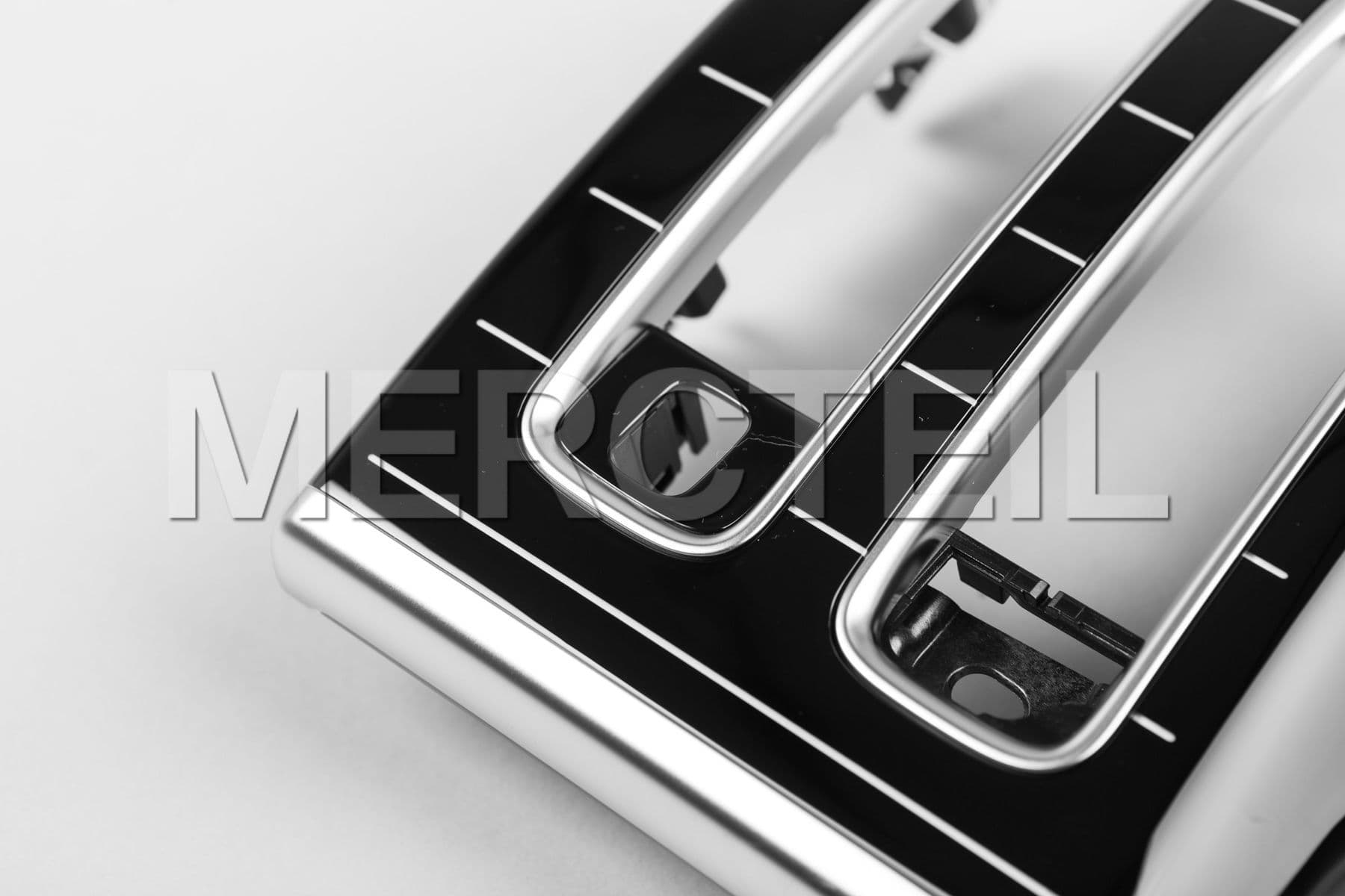 Buy the spare part Mercedes-Benz A2236807505 trim strip