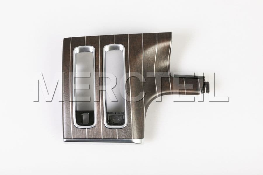 Buy the spare part Mercedes-Benz A2236807805 trim strip
