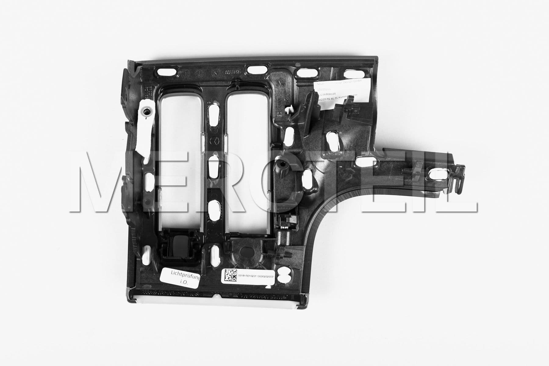 Buy the spare part Mercedes-Benz A2236808105 trim strip