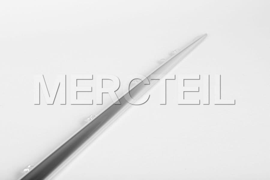 Buy the spare part Mercedes-Benz A2236942201 trim strip