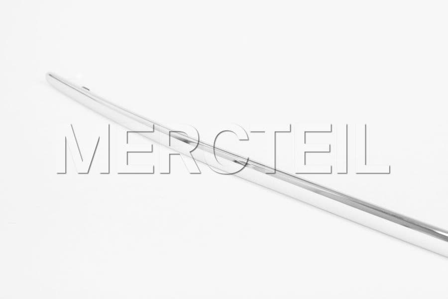 Buy the spare part Mercedes-Benz A2237504300 trim strip