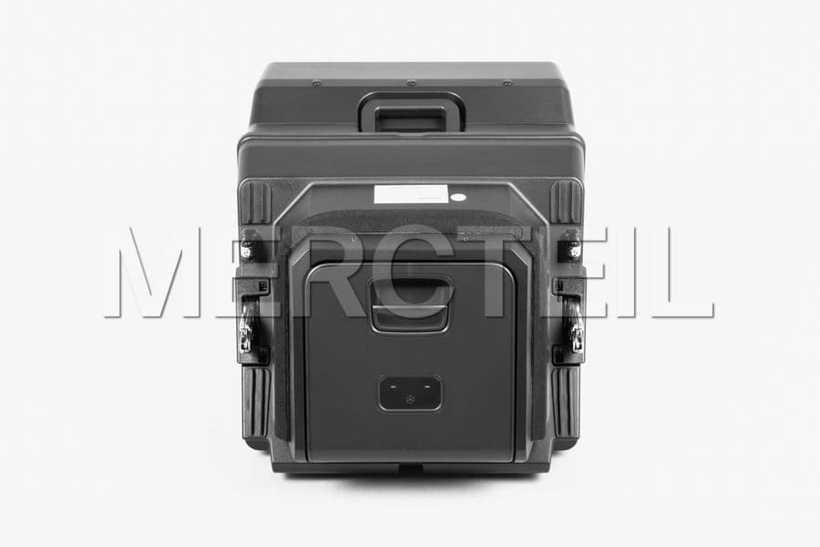 Buy the spare part Mercedes-Benz A2238200400 refrigerator box
