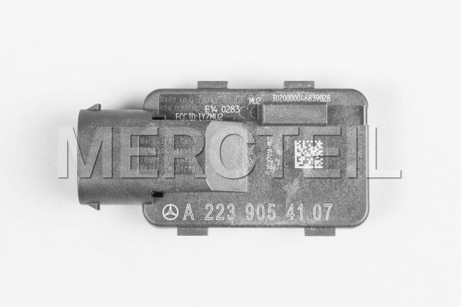 Buy the spare part Mercedes-Benz A2239054107 rf transmitter