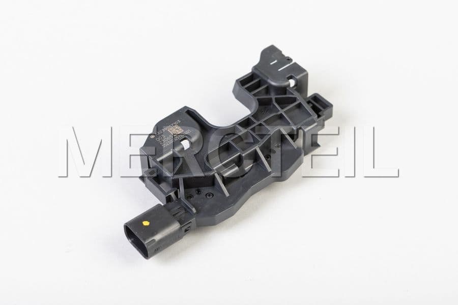 Buy the spare part Mercedes-Benz A2239057103 limit switch