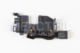 Buy the spare part Mercedes-Benz A2239057103 limit switch