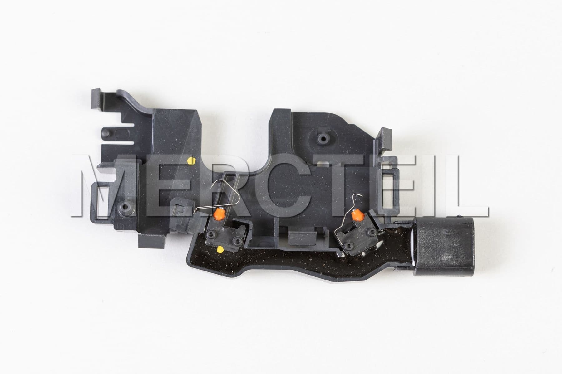 Buy the spare part Mercedes-Benz A2239057103 limit switch