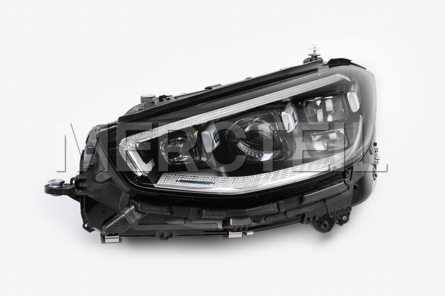 Buy the spare part Mercedes-Benz A2239067504 lamp unit