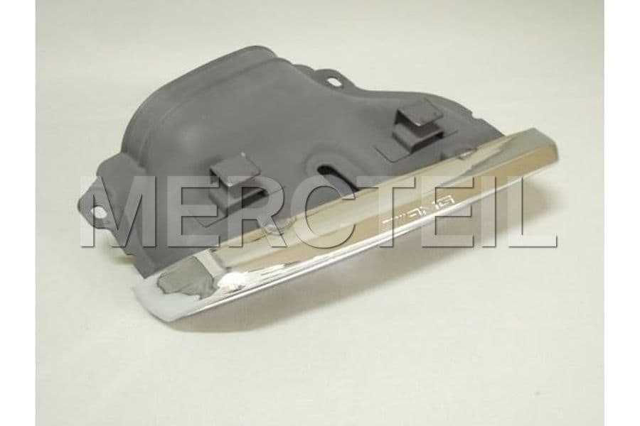Buy the spare part Mercedes-Benz A2314900327 tail pipe cover