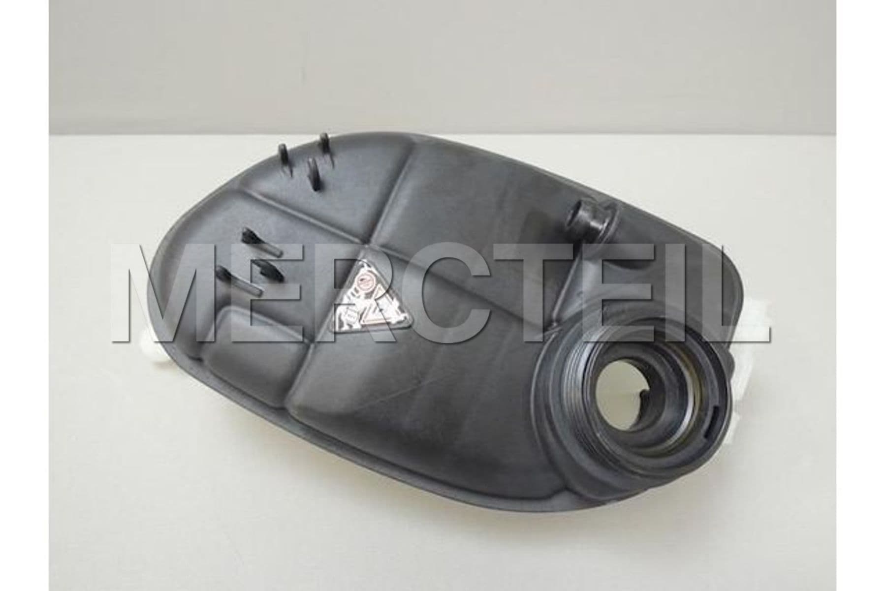 Buy the spare part Mercedes-Benz A2465000049 expansion reservoir