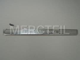 Kaufen Sie das Ersatzteil Mercedes-Benz A2466805300 abdeckschiene