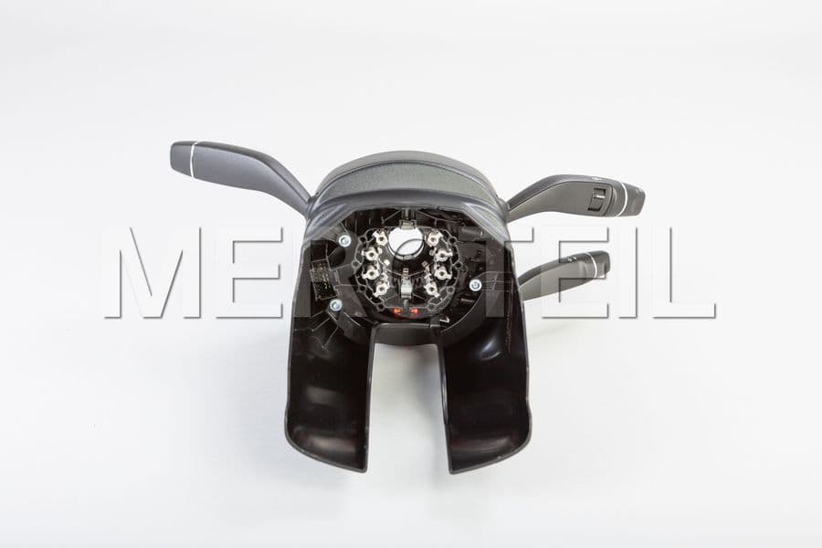 Buy the spare part Mercedes-Benz A24690039209051 control unit