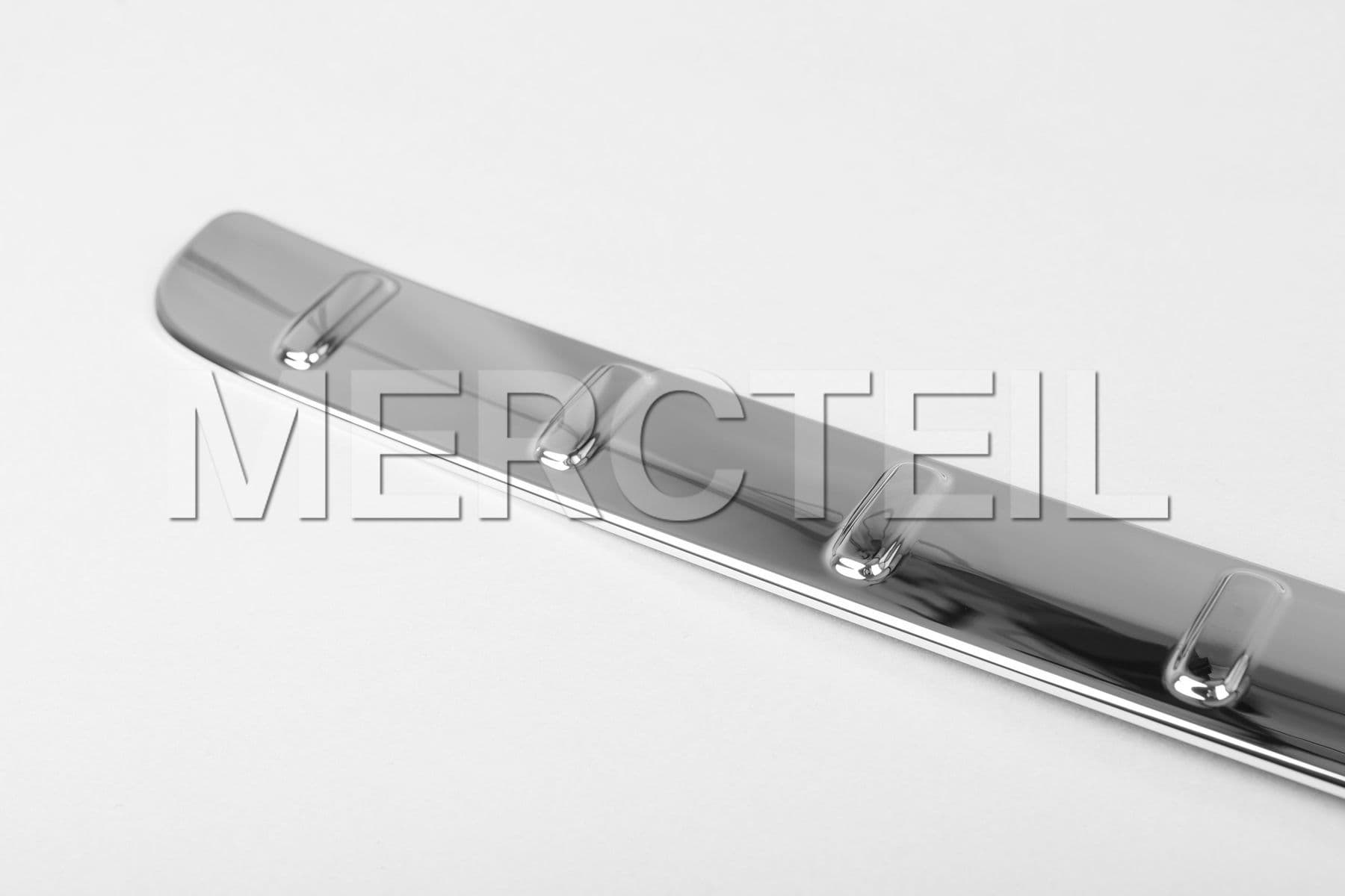 Buy the spare part Mercedes-Benz A2477251601 trim strip