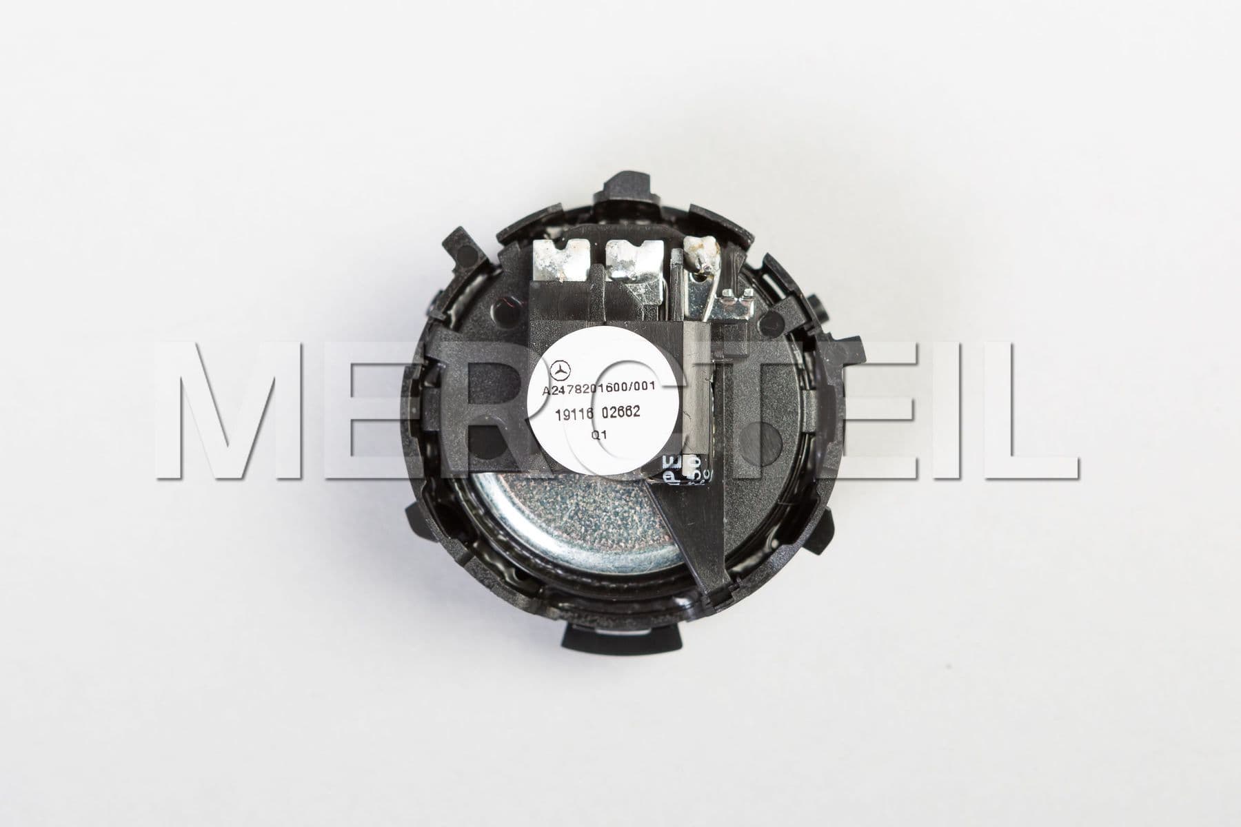 Buy the spare part Mercedes-Benz A2478201600 loudspeaker