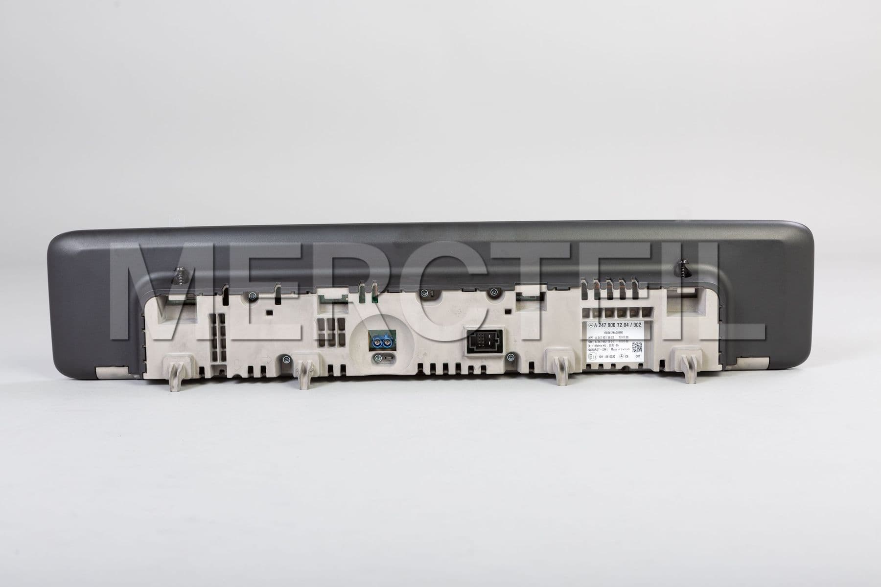 Buy the spare part Mercedes-Benz A2479007204 control unit