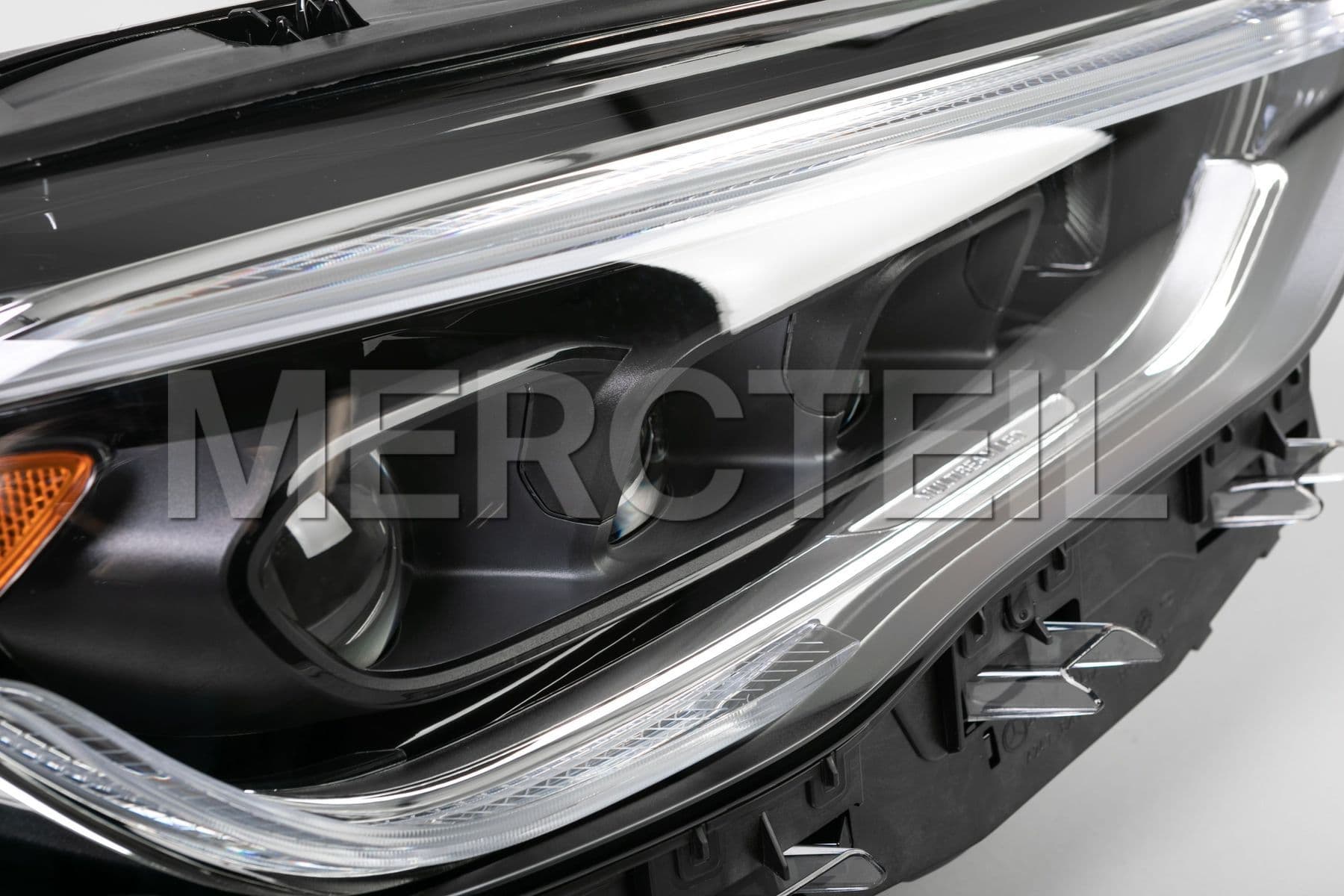 Kaufen Sie das Ersatzteil Mercedes-Benz A2479060207 lamp unit