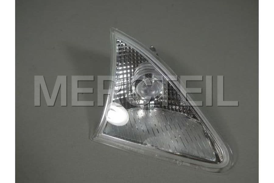 Buy the spare part Mercedes-Benz A2518201056 position lamp
