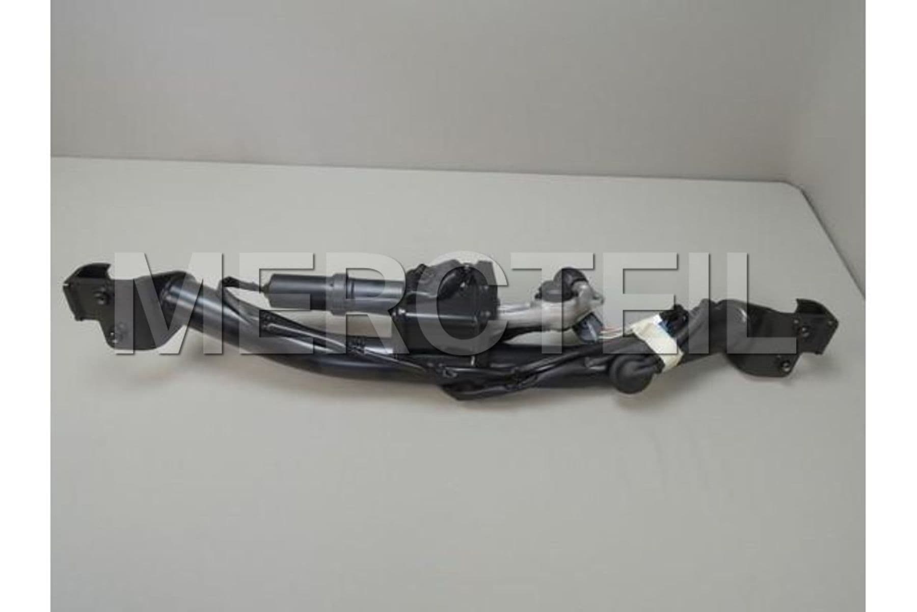 Buy the spare part Mercedes-Benz A2533101300 trailer hitch