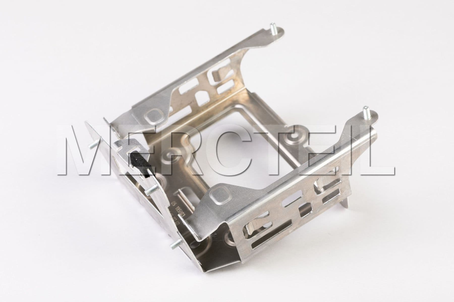 Buy the spare part Mercedes-Benz A2535450240 bracket