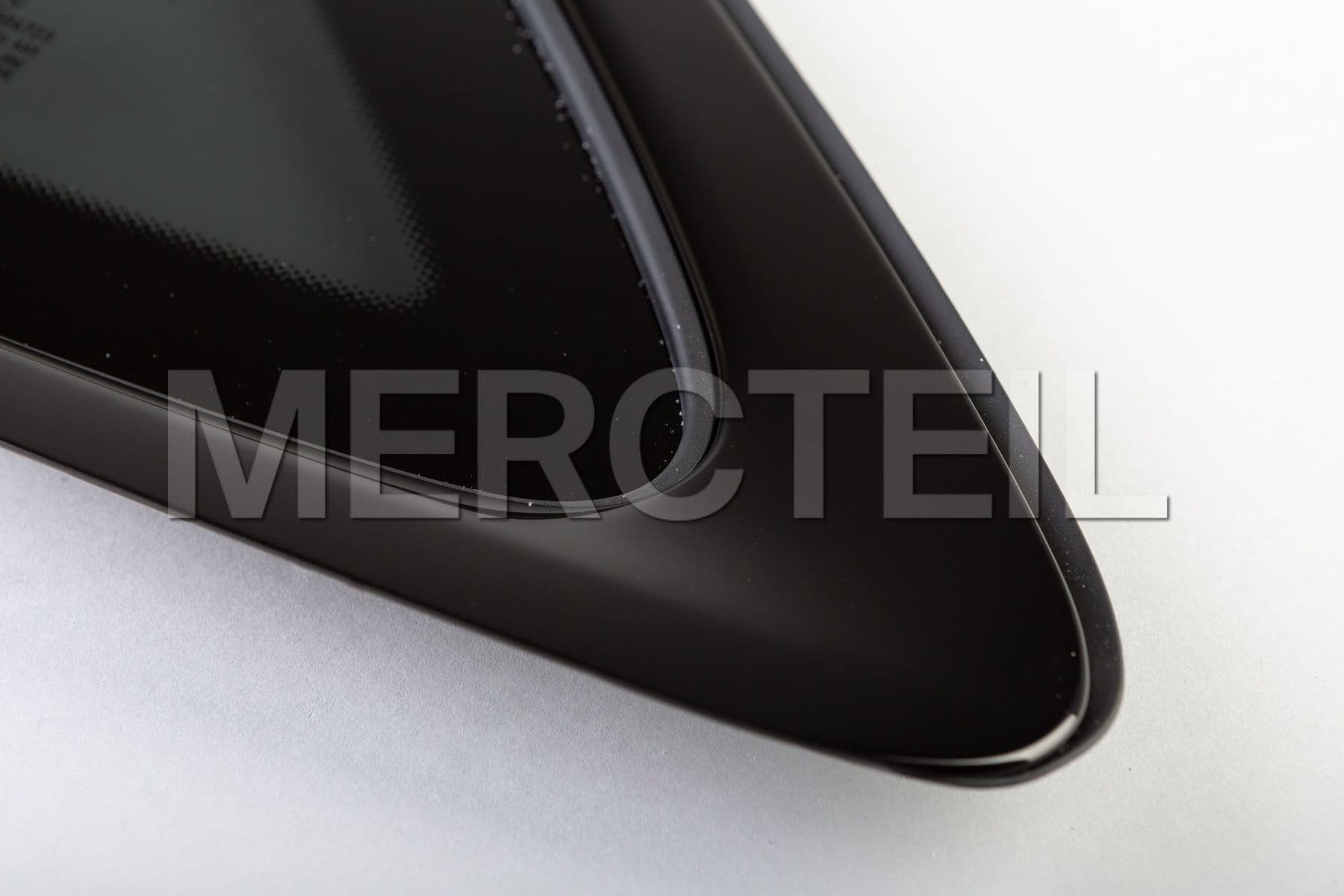 Buy the spare part Mercedes-Benz A2536707100 fixed side window tinted