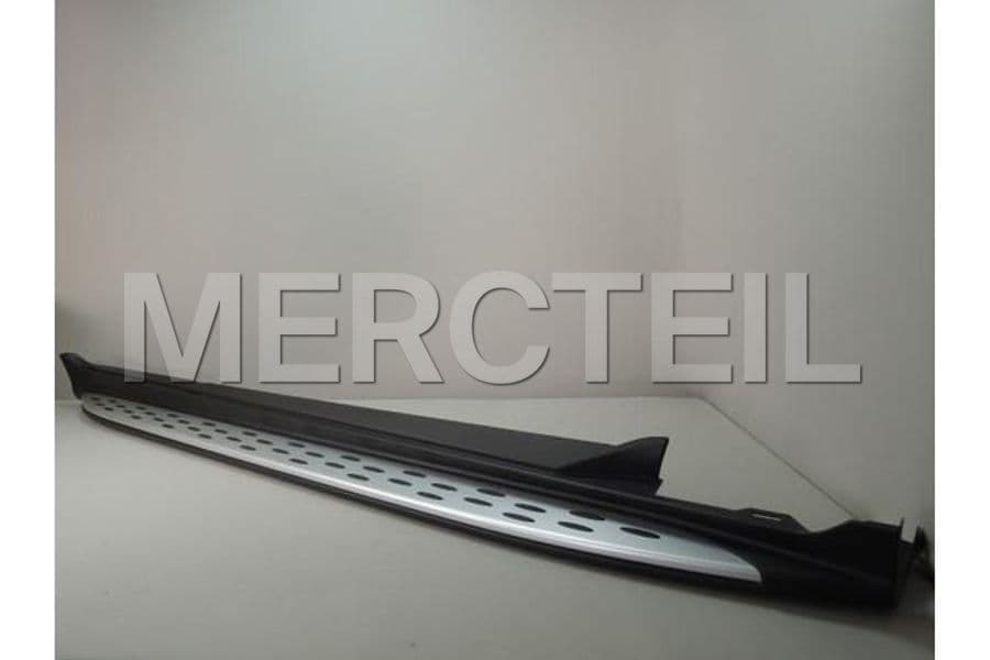 Buy the spare part Mercedes-Benz A2536900255 trim step