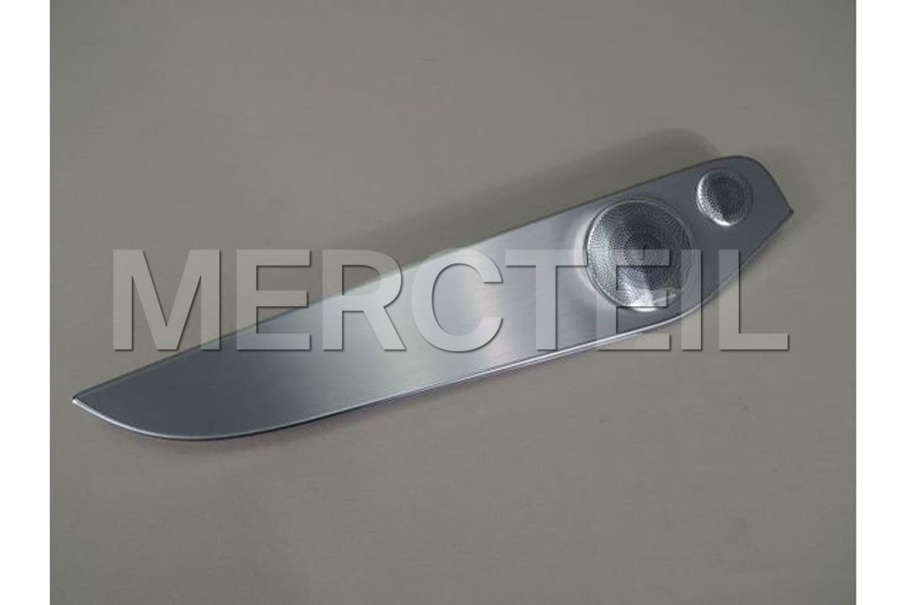 Buy the spare part Mercedes-Benz A2537301301 moulding