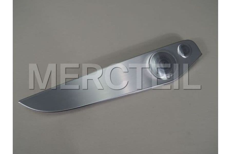 Buy the spare part Mercedes-Benz A2537301301 moulding