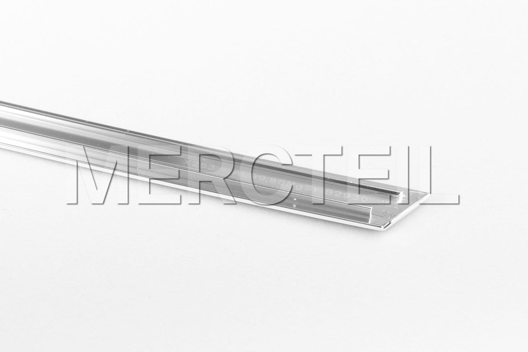 Buy the spare part Mercedes-Benz A2537352901 trim strip