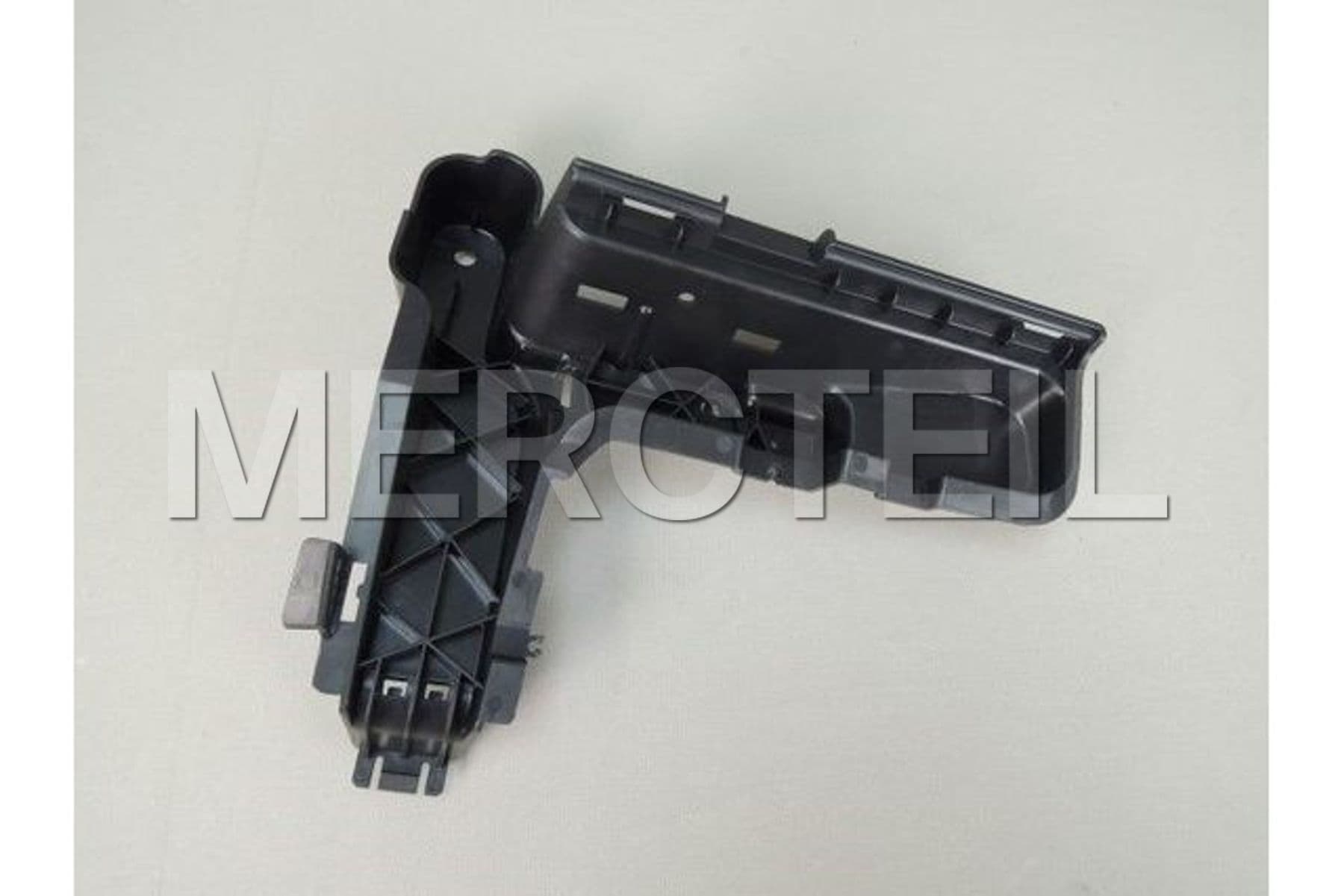 Buy the spare part Mercedes-Benz A2538857301 bracket bumper