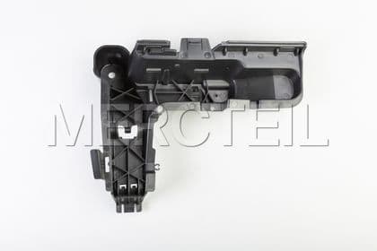 Buy the spare part Mercedes-Benz A2538858700 bracket