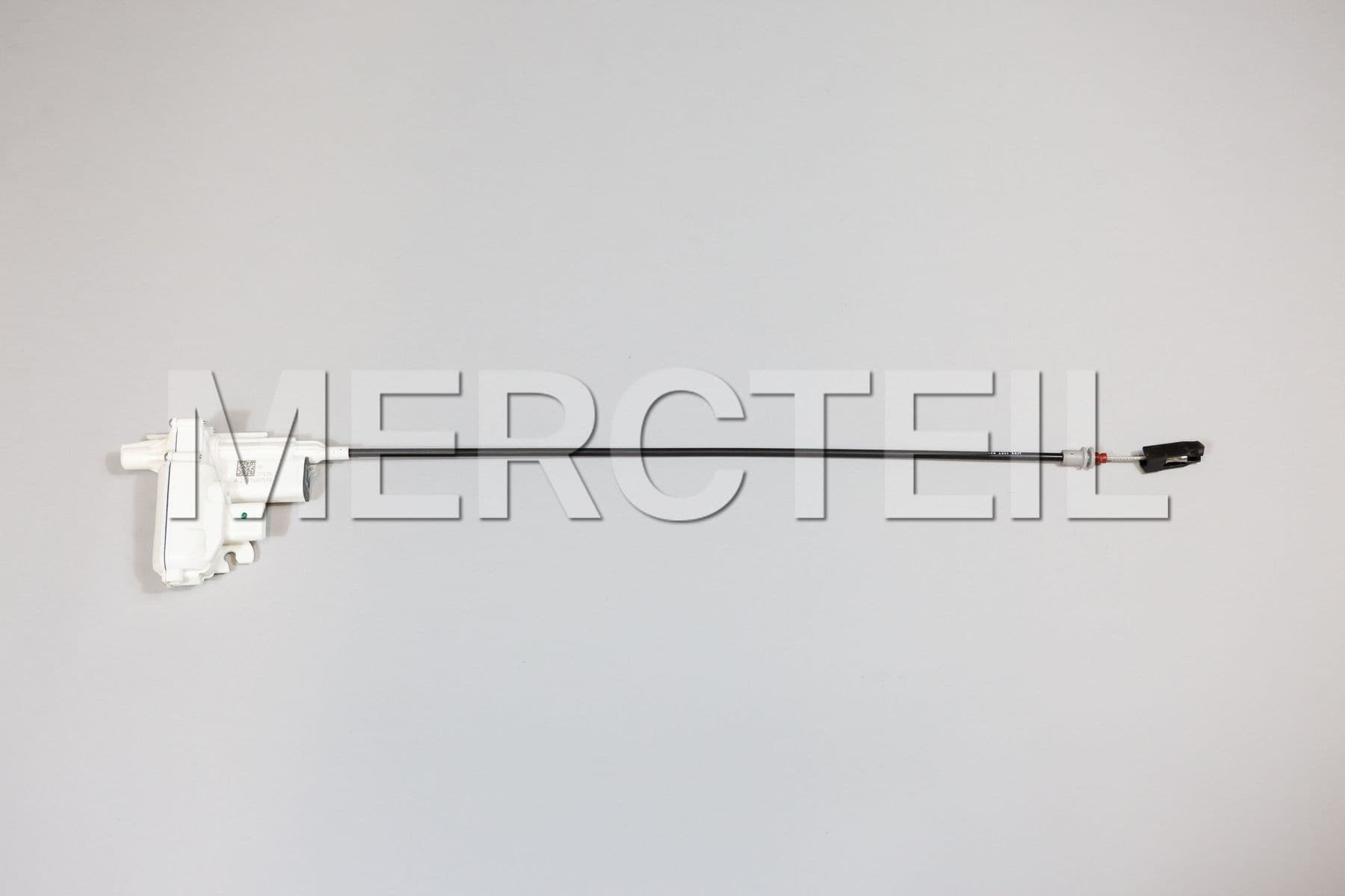 Buy the spare part Mercedes-Benz A2577600500 electrical closing aid