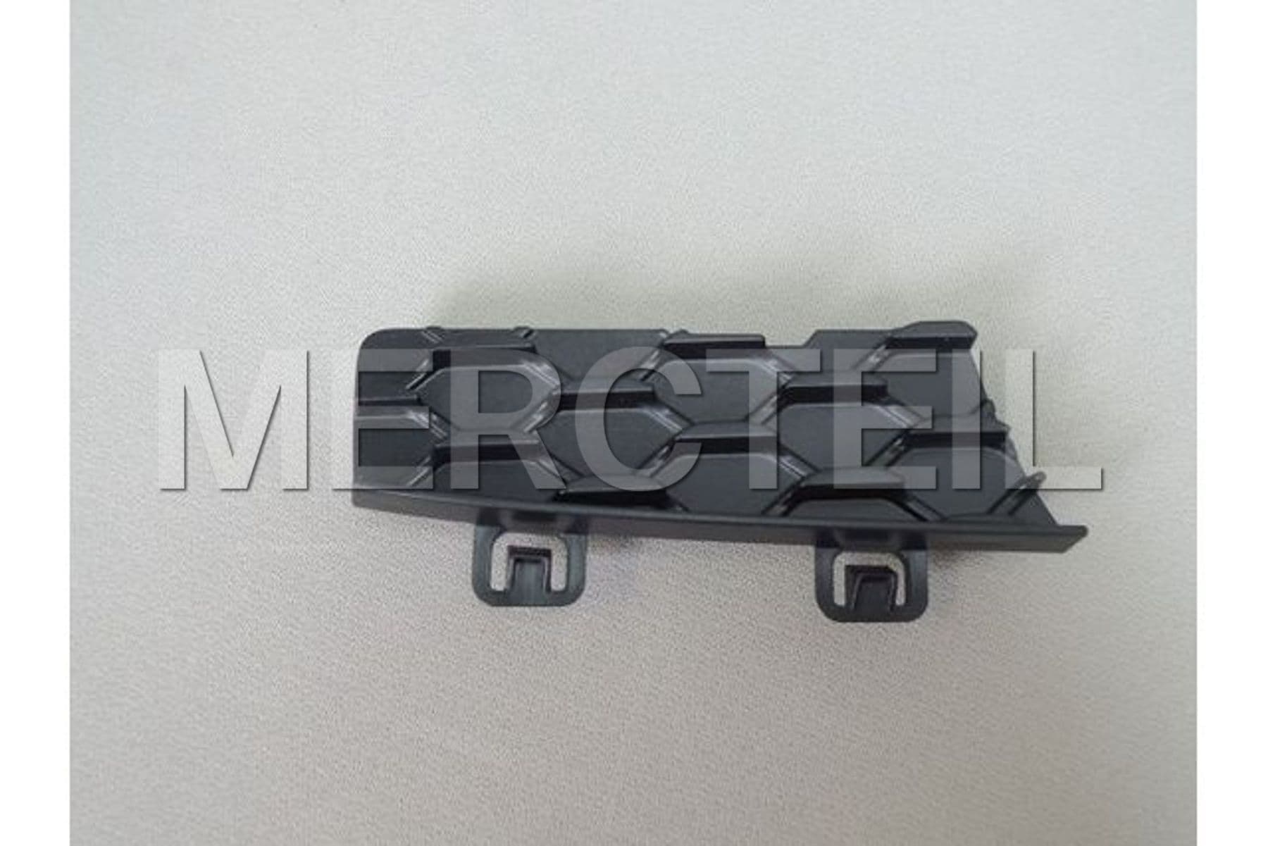 Buy the spare part Mercedes-Benz A2578856501 cover towing eye