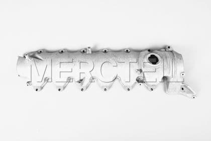Buy the spare part Mercedes-Benz A2750160105 cylinder head cover