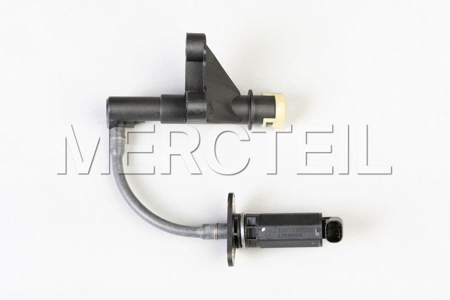 Buy the spare part Mercedes-Benz A2759050000 fill level sensor