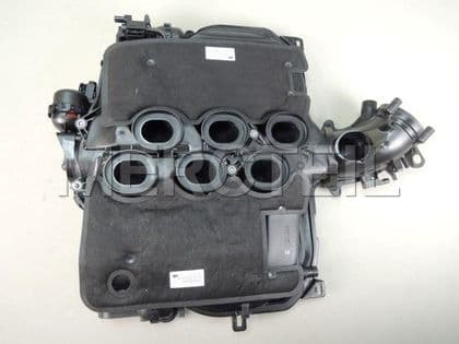 Buy the spare part Mercedes-Benz A2761403101 air intake pipe