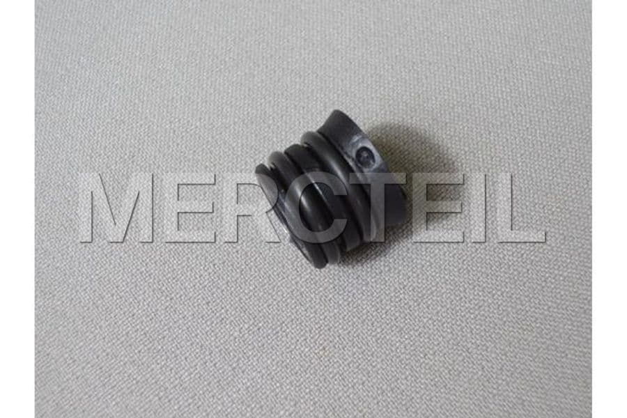 Buy the spare part Mercedes-Benz A2782010103 water pump cover