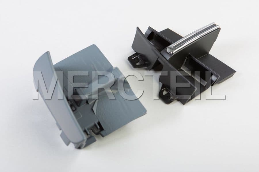 Buy the spare part Mercedes-Benz A29088056019999 cover towing eye