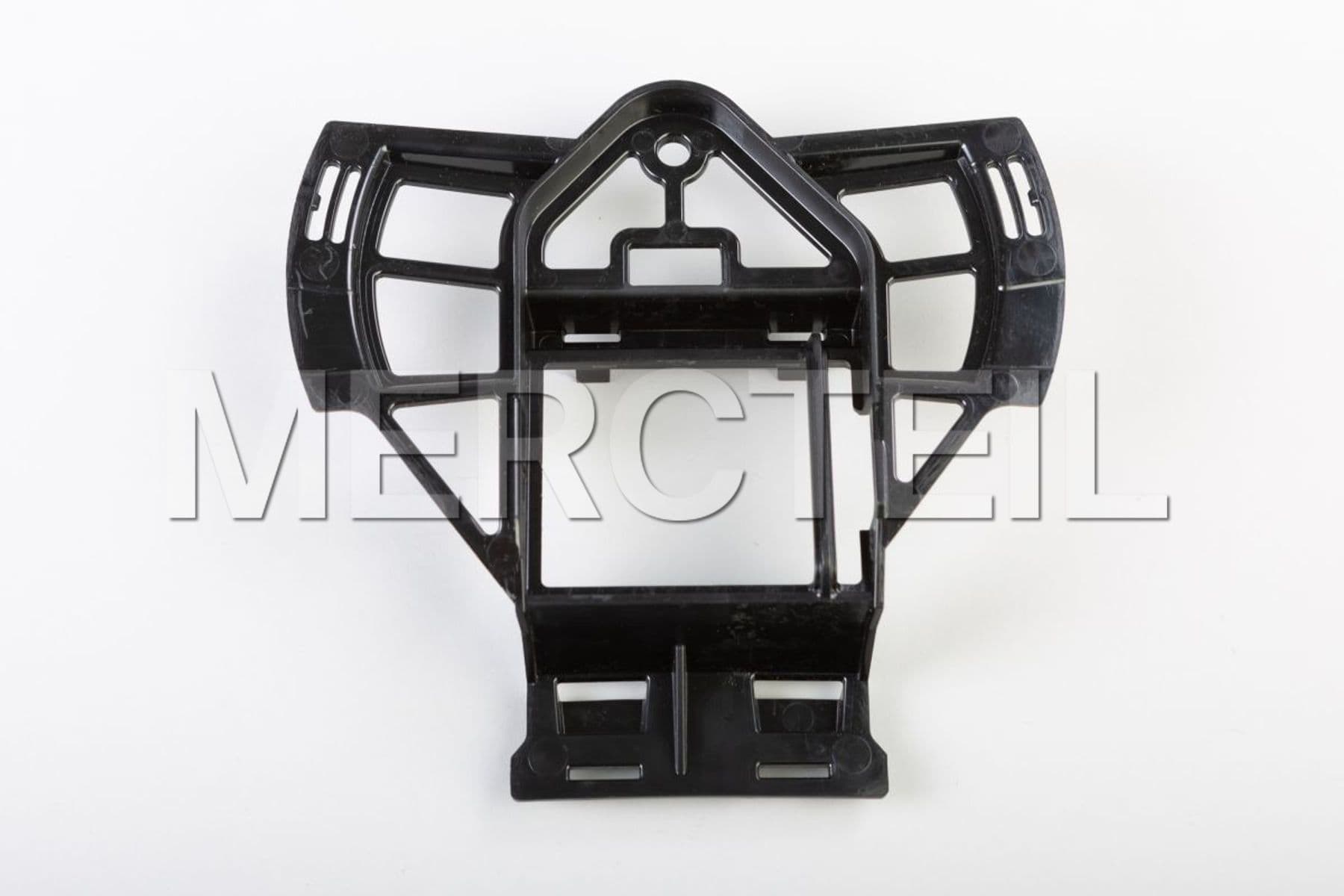 Buy the spare part Mercedes-Benz A2908880100 carrier