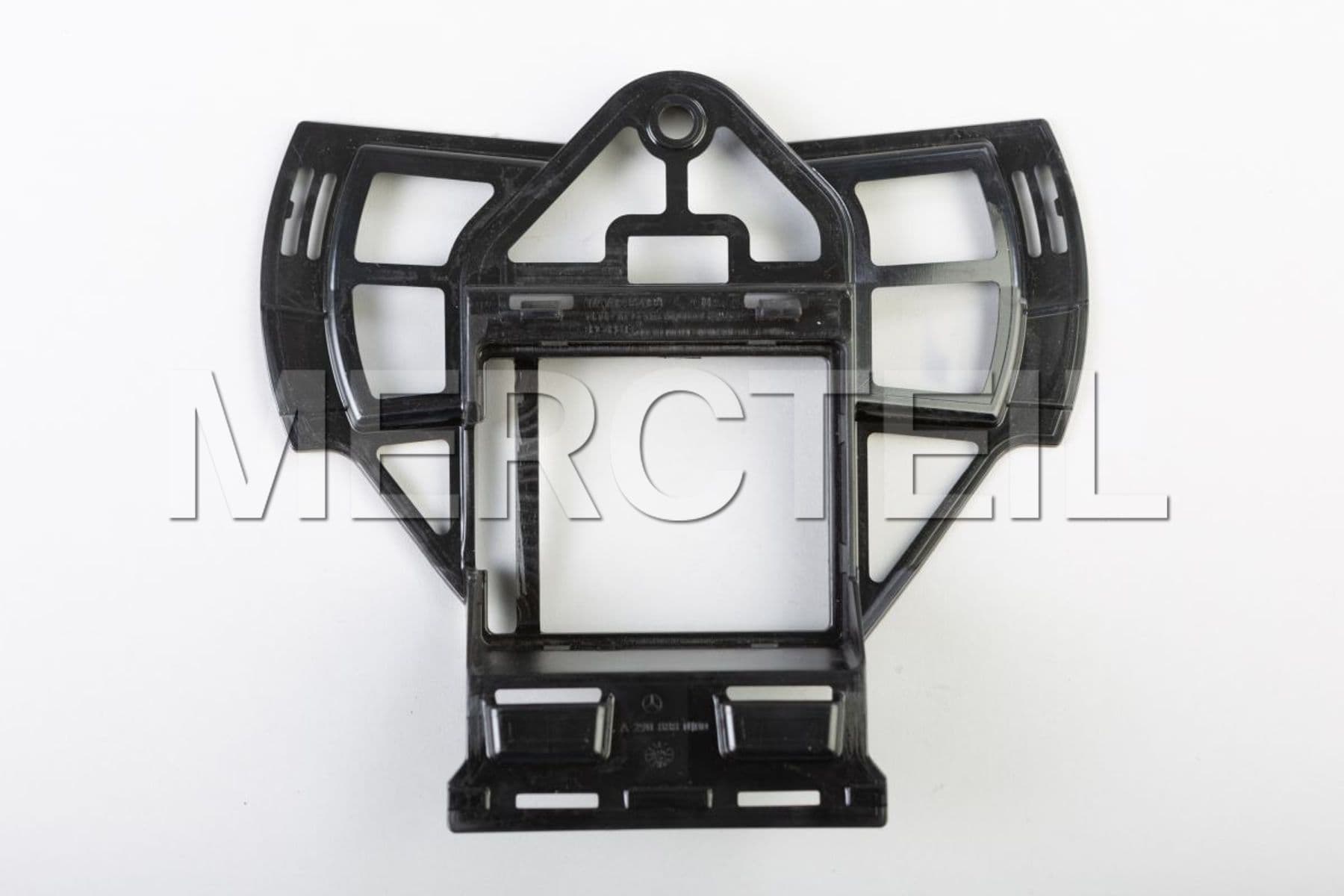 Buy the spare part Mercedes-Benz A2908880100 carrier