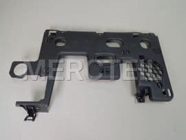 Buy the spare part Mercedes-Benz A44768000069051 trim panel feet recess