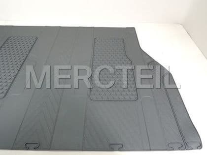 Buy the spare part Mercedes-Benz A4476809701 mat