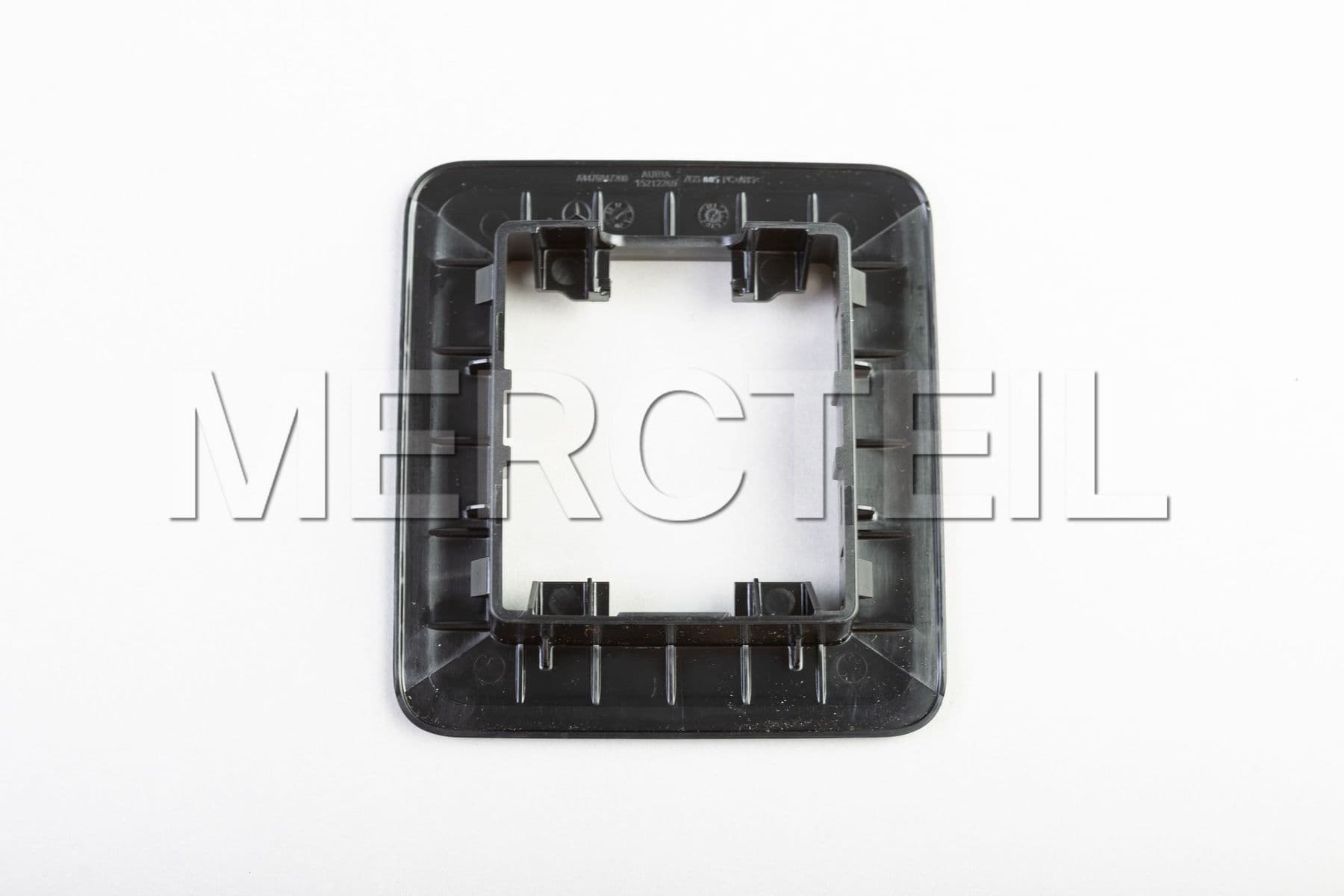 Kaufen Sie das Ersatzteil Mercedes-Benz A44768472009051 belag fondboden