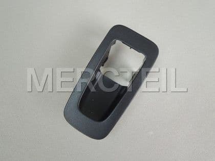 Buy the spare part Mercedes-Benz A44768919319051 fixture