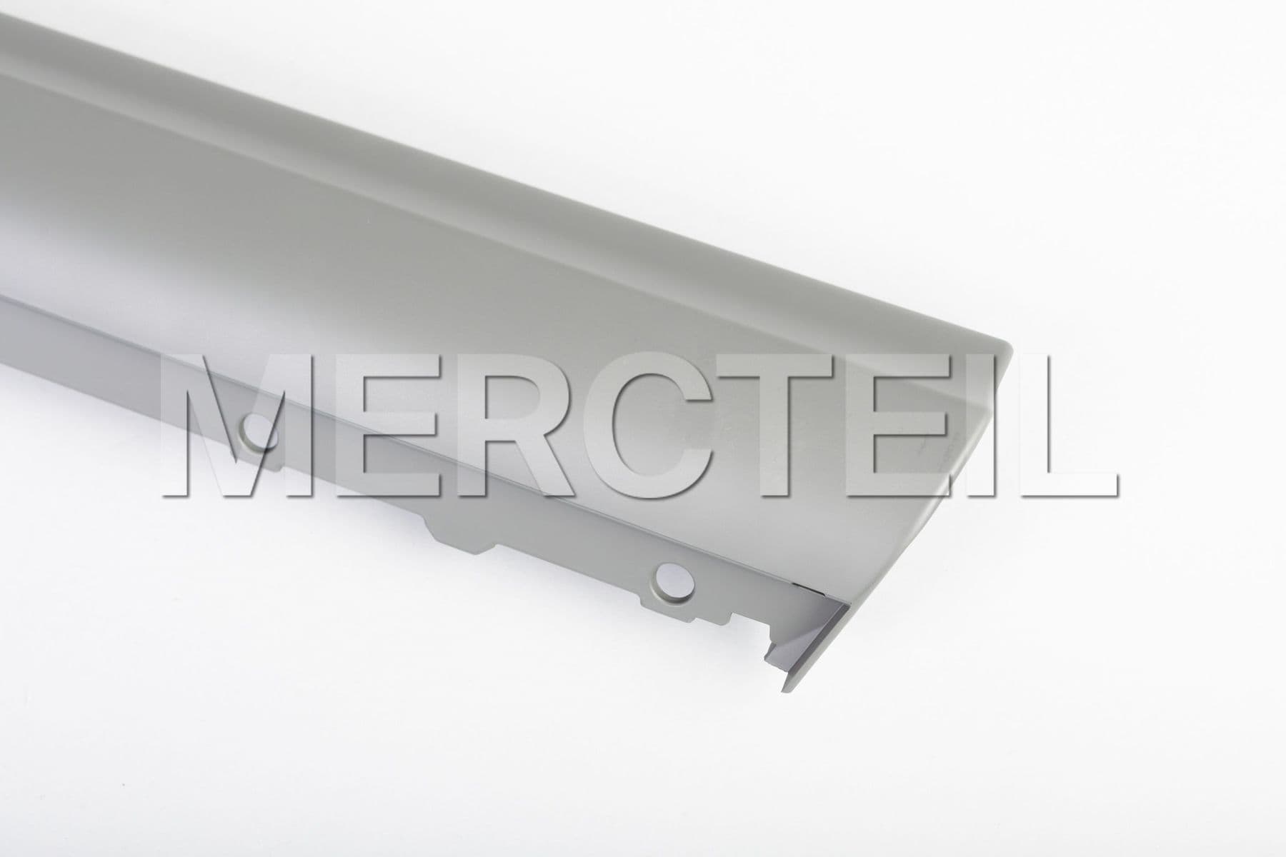 Buy the spare part Mercedes-Benz A44769055019999 paneling