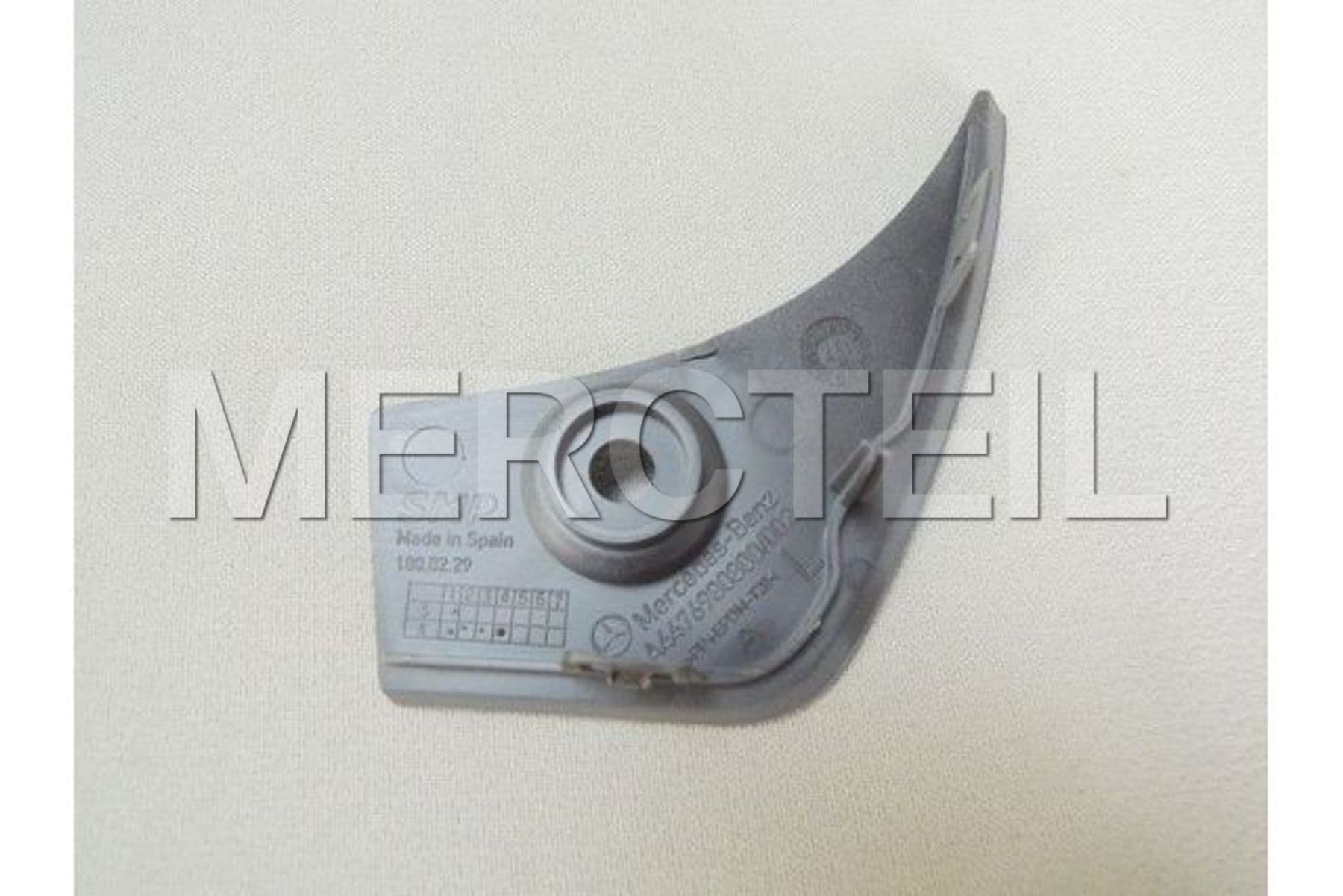 Buy the spare part Mercedes-Benz A44769808009999 ornamental molding